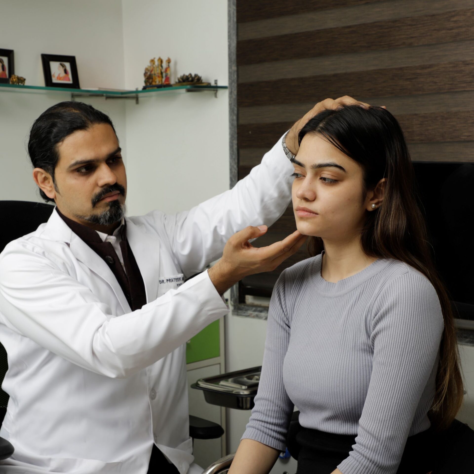 Facial Sagging Treatment in Delhi by Dr Prateek Sharma